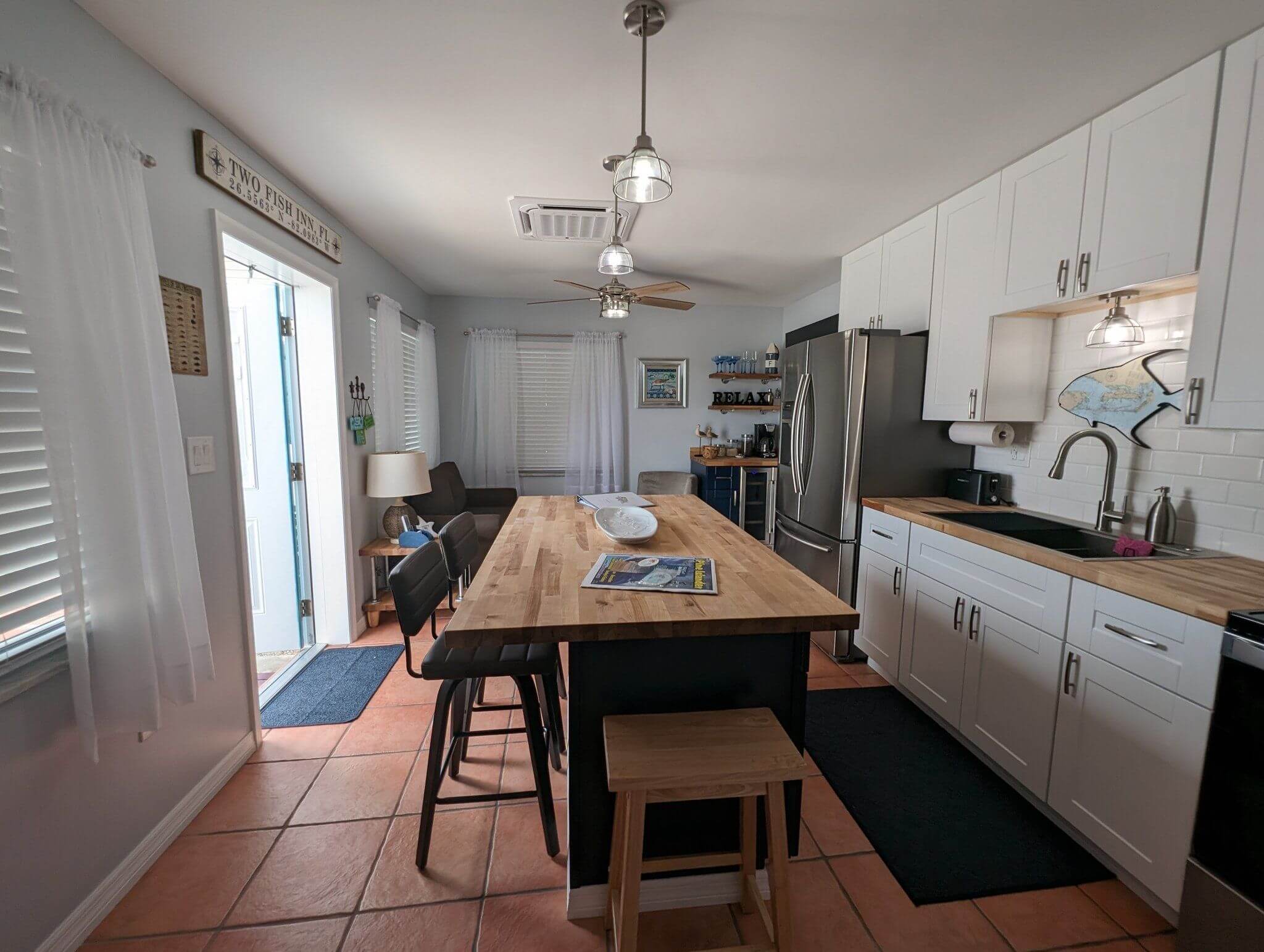 2 Fish Inn - Greater Pine Island Chamber of Commerce